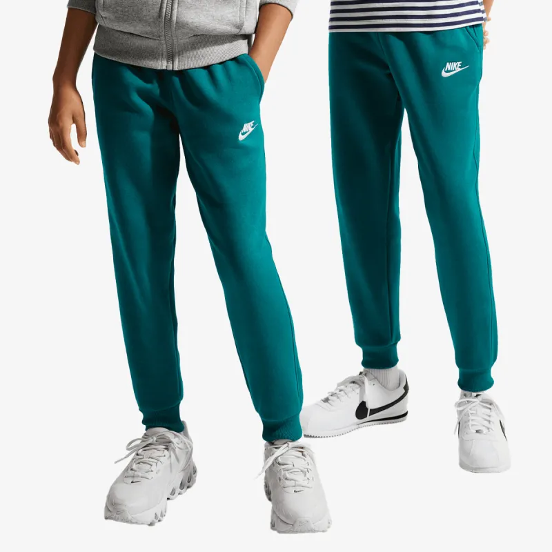 Nike Club Fleece