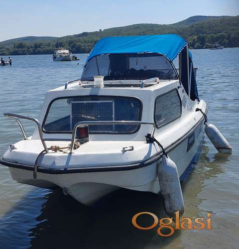 Tema Marine Condor 4.50m + Honda BF25 (El start el trim + prikolica