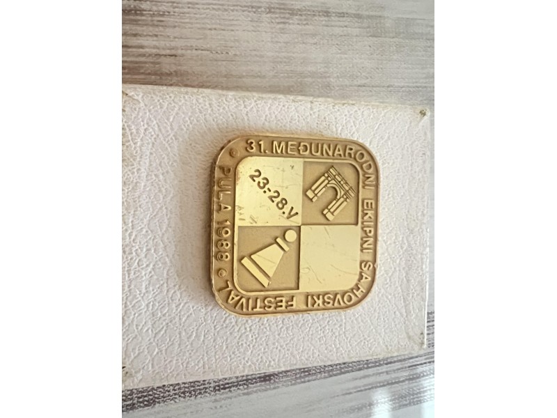 ZLATNA PLAKETA MEDJUNARODNI ŠAHOVSKI FESTIAL PULA 1988.