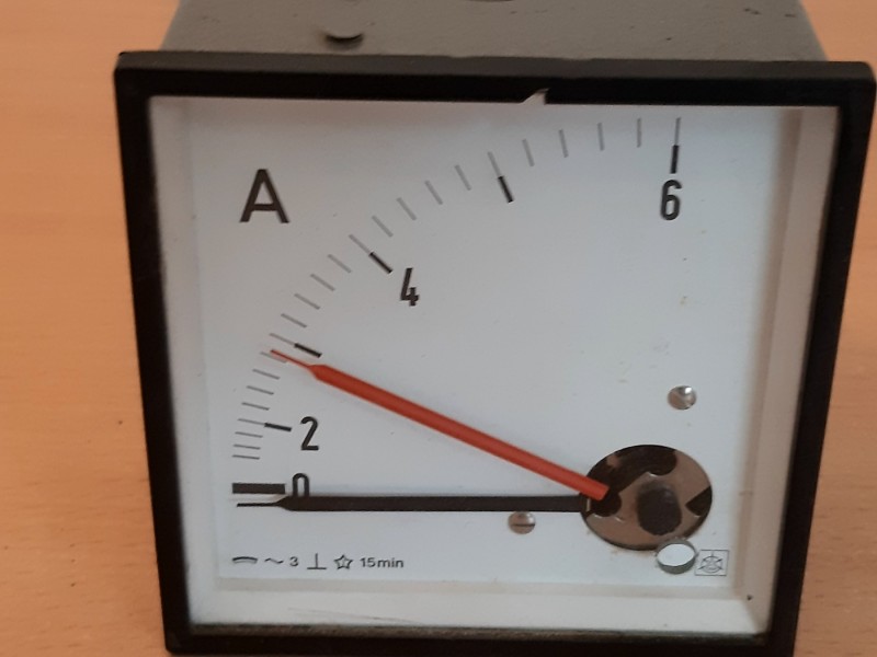 Ampermetar bimetalni do 6A sa pokazivanjem maskimalne s