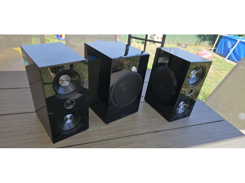 Samsung PS-C550D + 2x Samsung PS-WC550D zvučnici