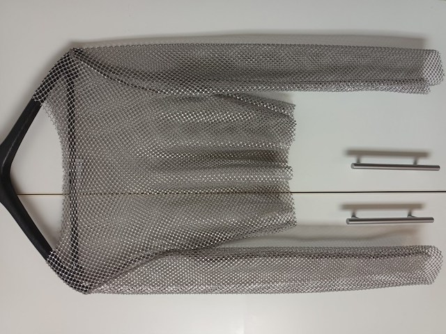 Svetlucavi mrežasti top Stradivarius
