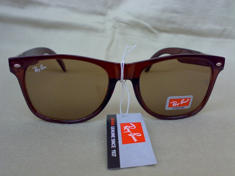 Ray-Ban RB8020