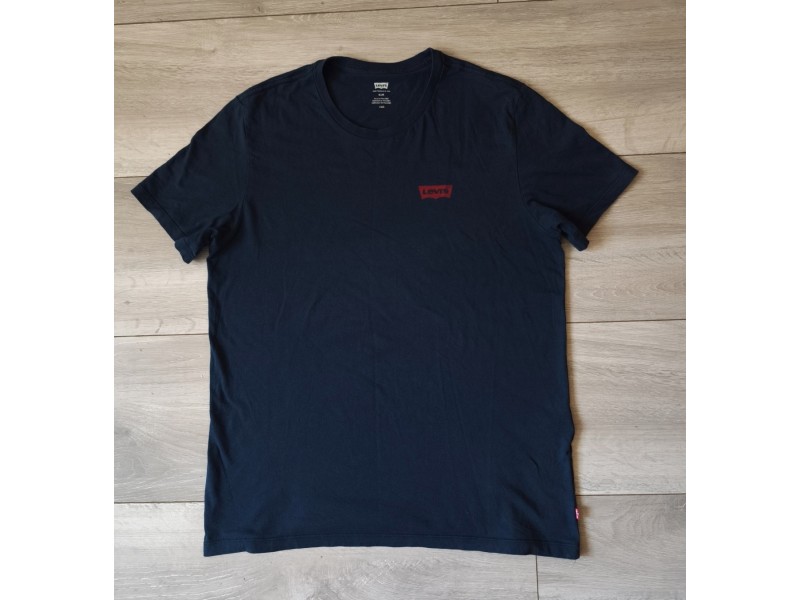 Super LEVI'S Slim majica - M-L