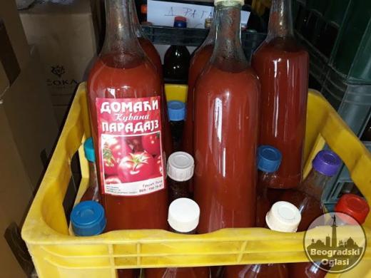 Prodajem kuvani paradajz