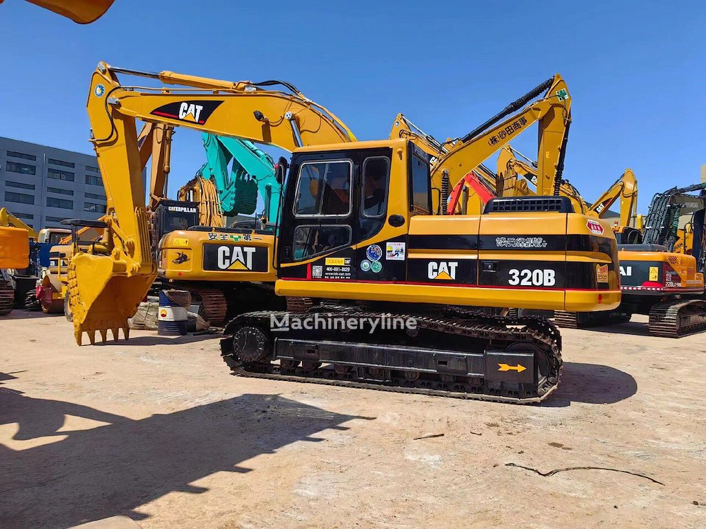 Caterpillar 320B bager guseničar