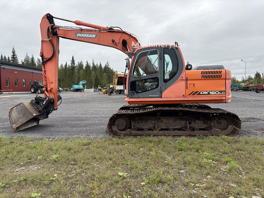 Doosan DX160LC bager guseničar