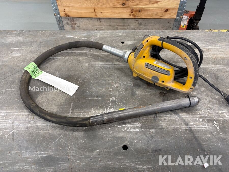 Prodaje se Atlas Copco AME 600/25mm vibrator za beton na aukciji