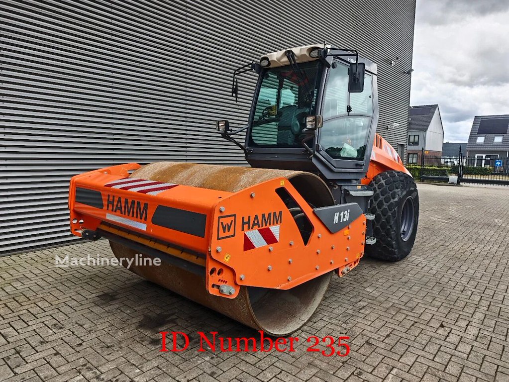 Hamm H13i Topcon GX 55 3D pneumatski valjak