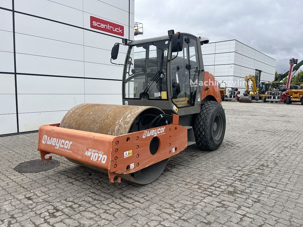 Weycor AW1070E kompaktor s jednim valjkom