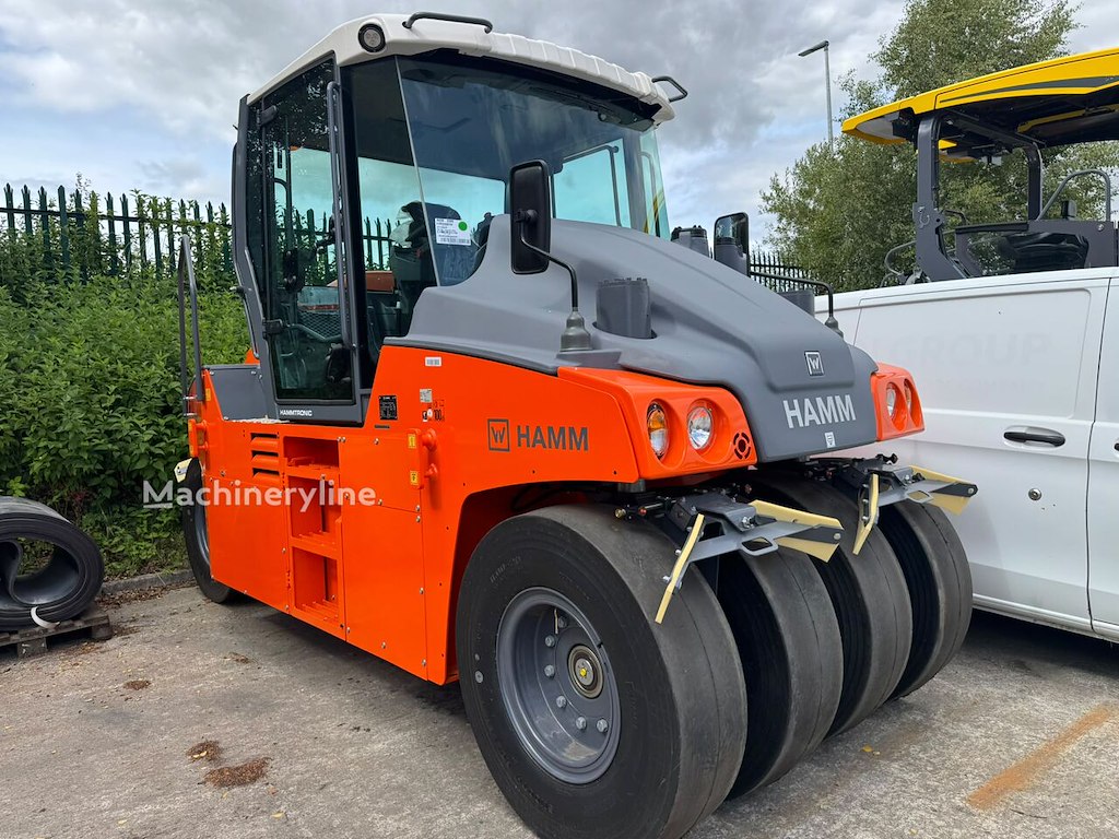 Hamm HP180 pneumatski valjak