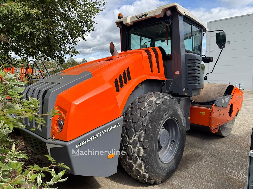 Hamm HC120i kompaktor s jednim valjkom