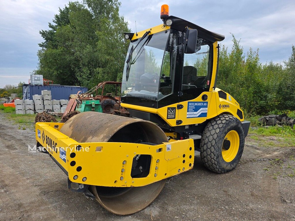 Prodaje se BOMAG BW 177 D-5 kompaktor s jednim valjkom na aukciji