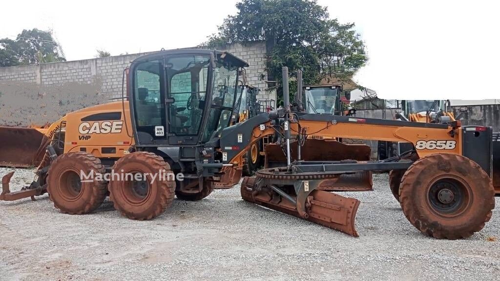 Novi Case 865 grejder