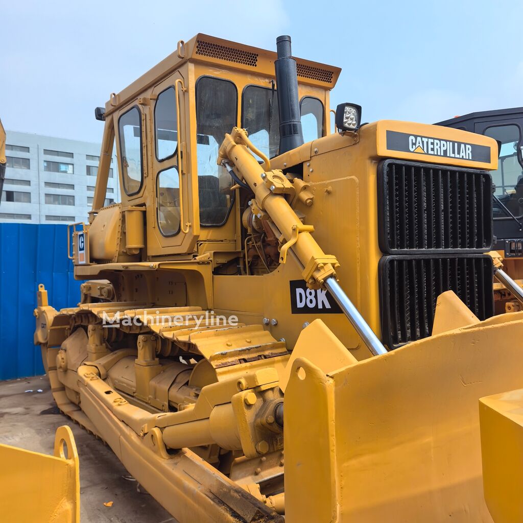 Caterpillar D8K buldožer