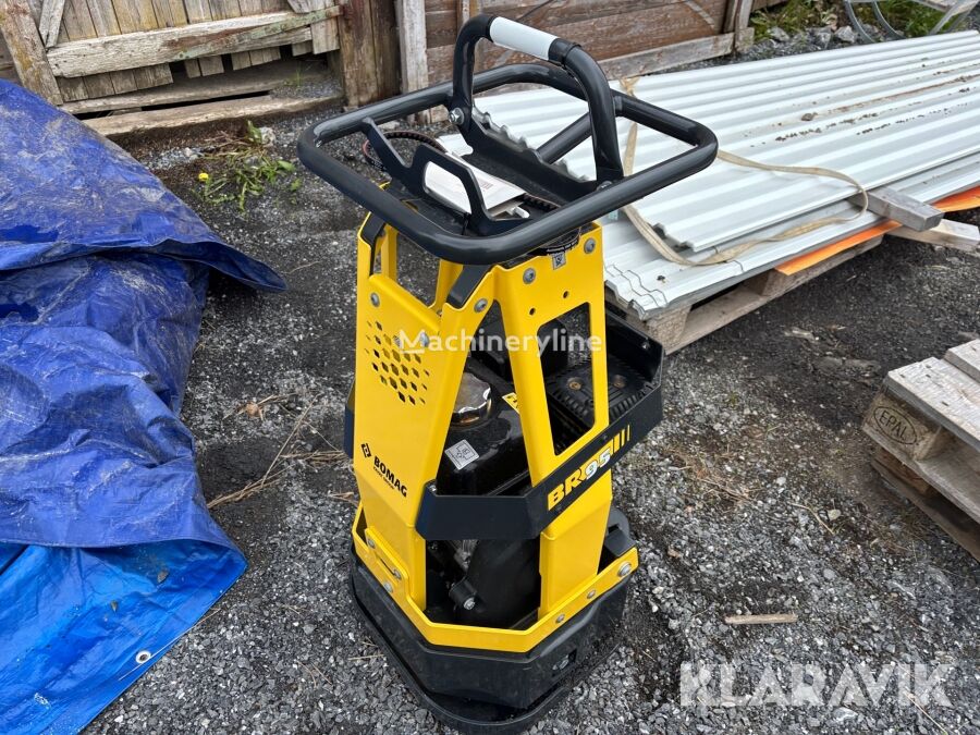 Prodaje se BOMAG BR 95 vibro ploču na aukciji