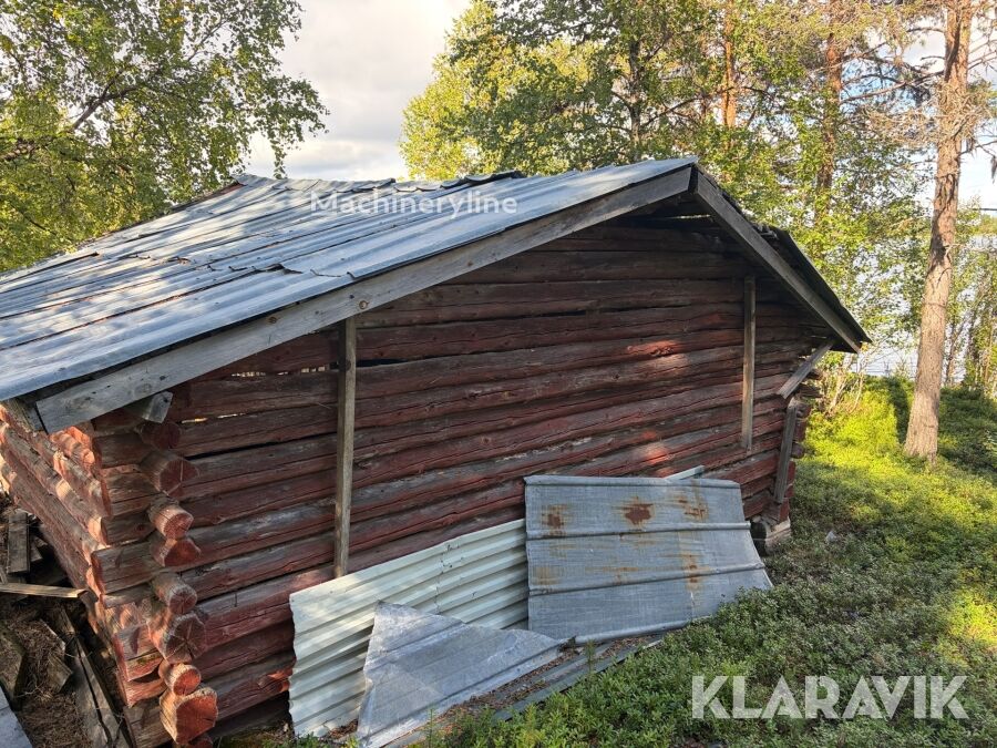 Prodaje se Äldre timrad lada stambeni kontejner na aukciji