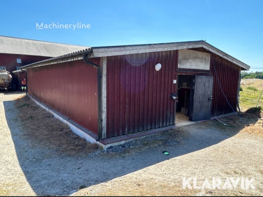 Prodaje se Utestall TOAB 10boxar 15x8.6meter stambeni kontejner na aukciji