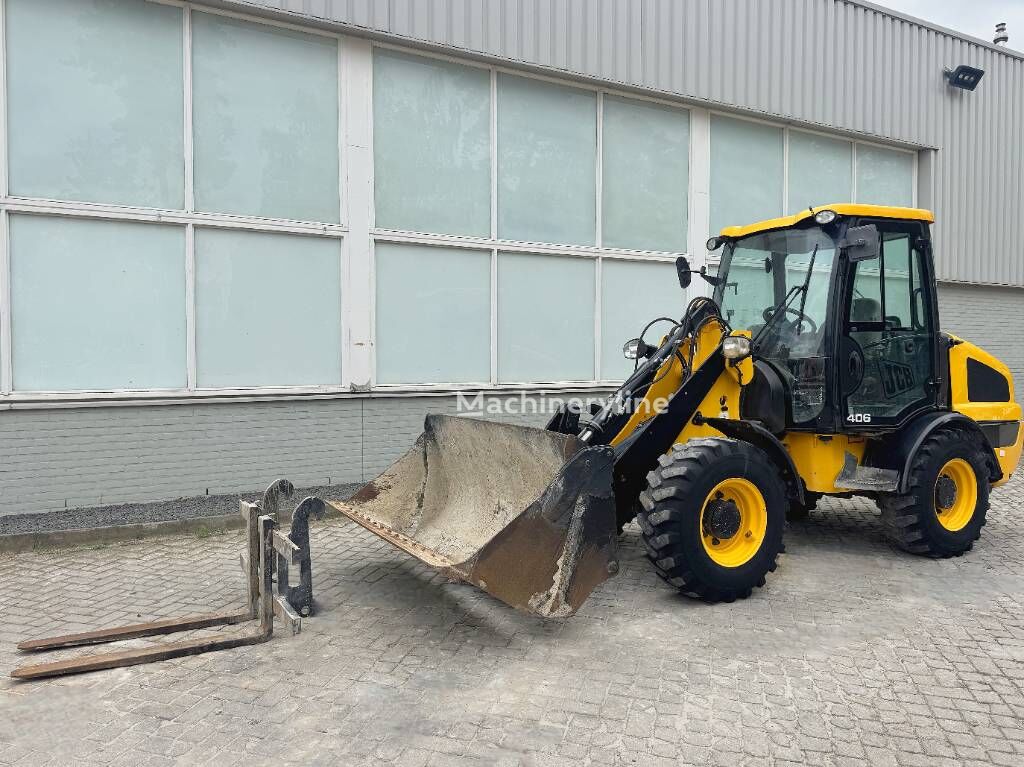 JCB 406 T4 multifunkcionalni utovarivač