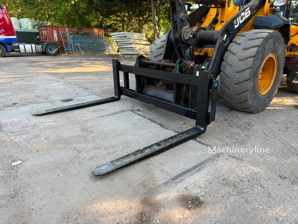 SE Equipment volvo palletforks 240cm wide! / palletvorken viljuške