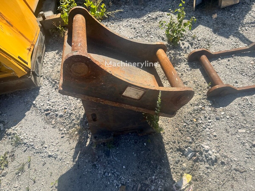 Prodaje se HK Spesialisten Andre HK Spesialisten S70-feste brzu spojnicu za građevinske mašine na aukciji