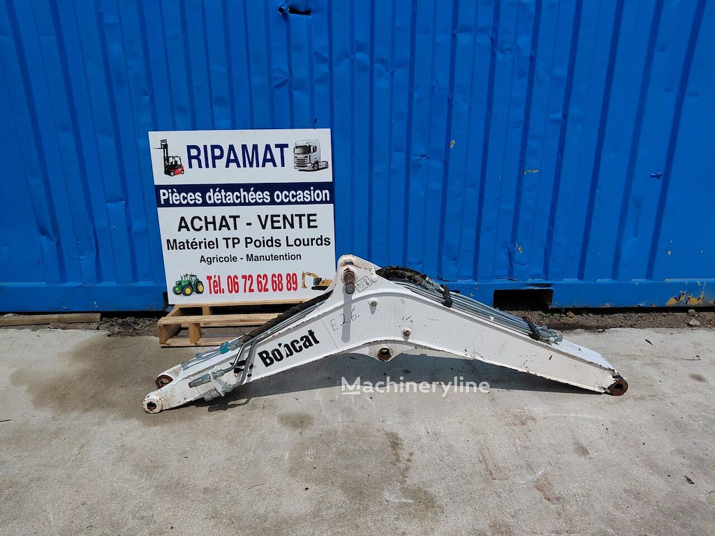 Strela za Bobcat E26 mini bagera