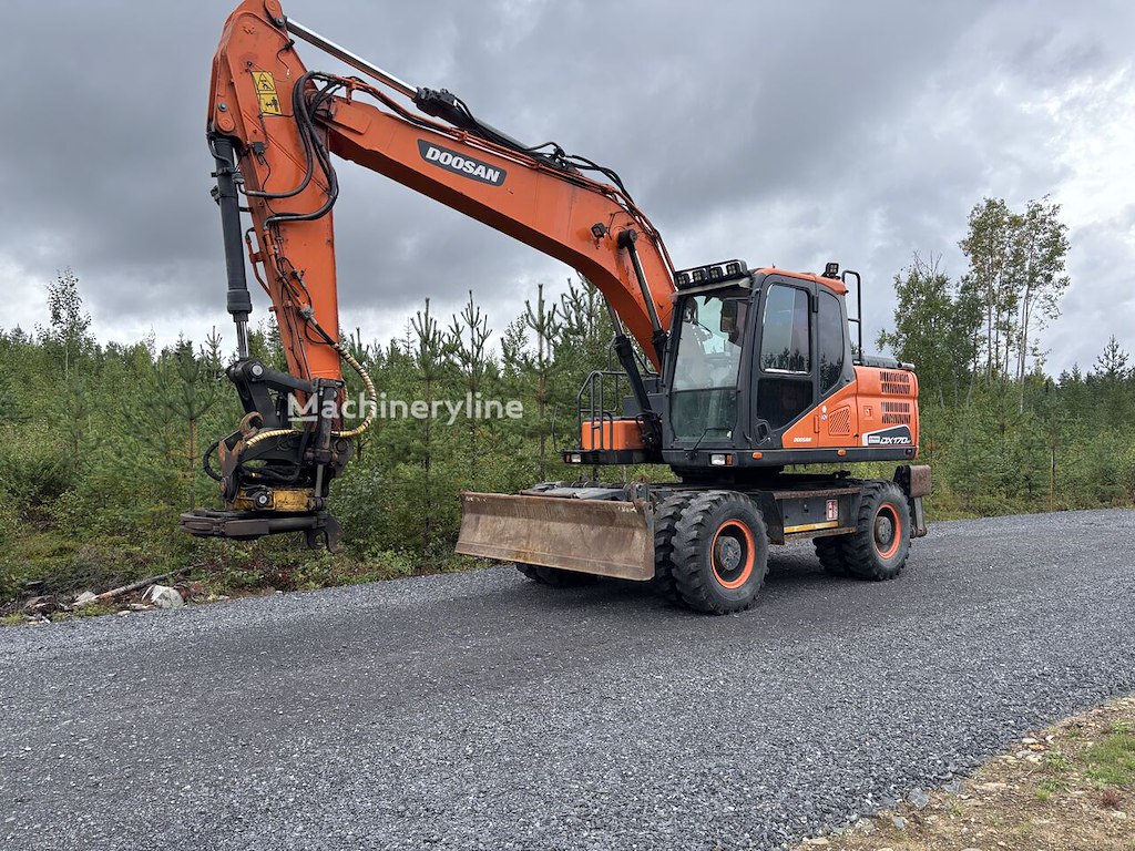 Doosan DX170w-5 bager točkaš