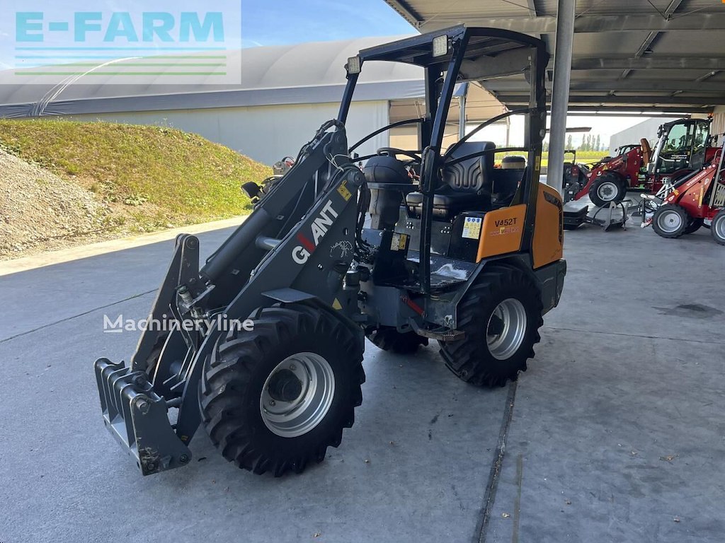 Giant v452t mit weidemann hv mini bager