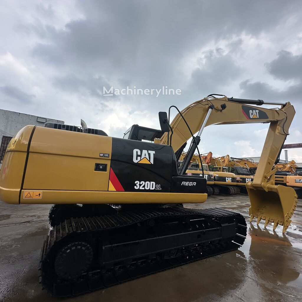 Caterpillar 320D2L bager guseničar