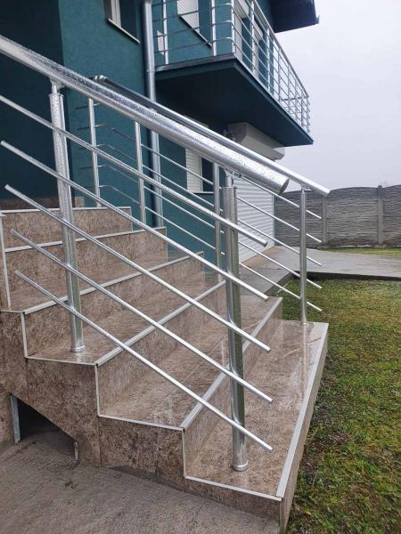 Aluminijumske ograde, gelenderi i kapije
Sombor