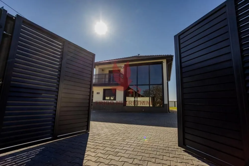 Prodaja, kuća, 302m², Mladenovac, Beograd