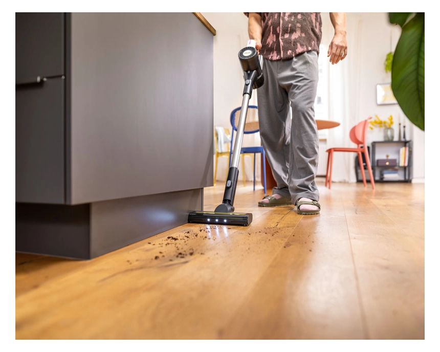KARCHER VCS 3 Nano štapni usisivač sa posudom beli