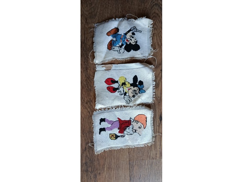 3 mini vintage dečija goblena sa Disney junacima
