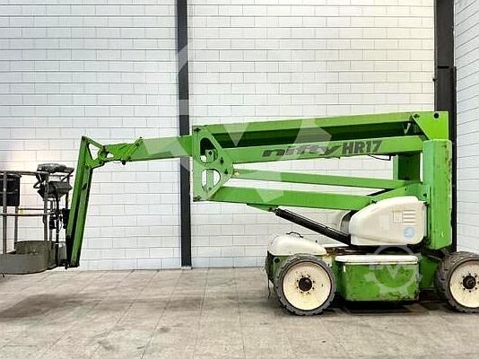 Mobilna radna platforma
Nifty Lift HR 17 NDE