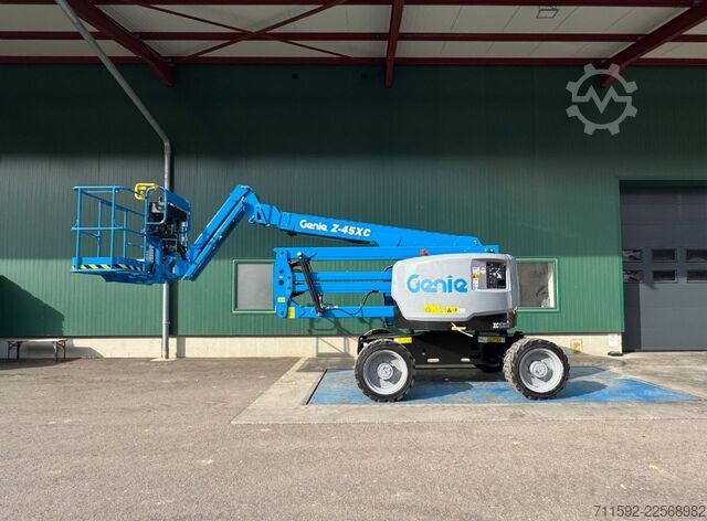 Artikulisana teleskopska radna platforma
Genie Z-45 XC
