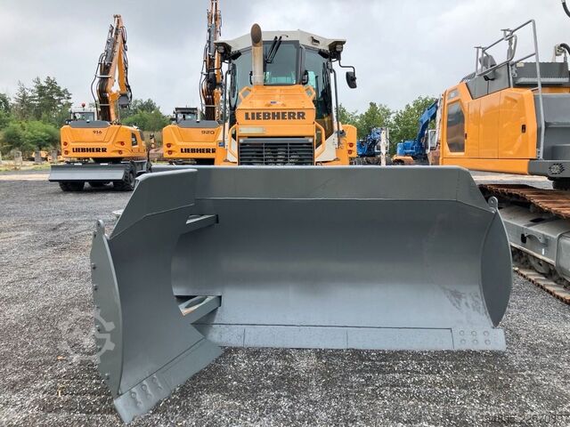 Valjak za puteve
LIEBHERR PR716