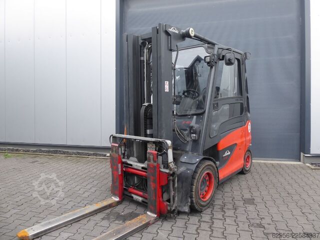 Električni viljuškar za 4 točka
Linde E40HL-01/600