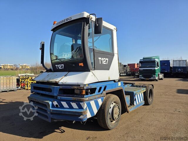 Terminal traktor
TERBERG RT 282 / 4X4 /TURNING CHAIR/ AUTOMATIC GEAR/248...