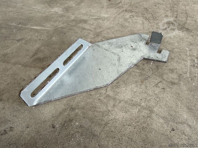 Dijagonala: 250 mm / Isprekorak 125 mm
Agraffenwinkel für Rückwandgitter Gitter Konsole Halter Befestigungswinkel