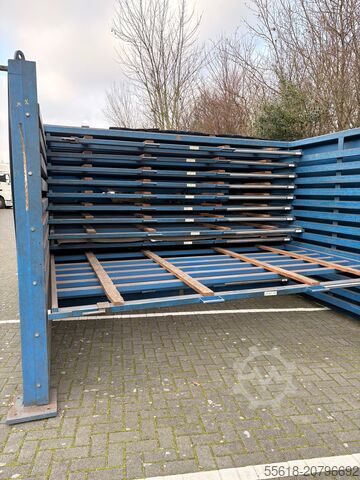 Magacin visokih regala
ndustriële metalen opslagkast met lades