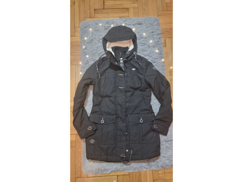 Crna Parka jakna M