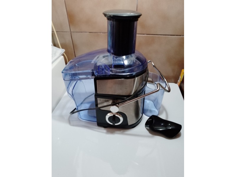 Sokovnik Home Master Grand Juicer model YT-PJ828, snage
