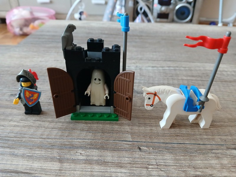 Lego Castle set 6