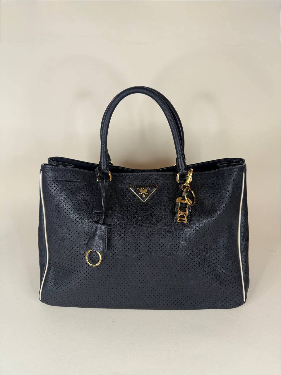 Prada Black Saffiano Leather Galleria Tote Bag