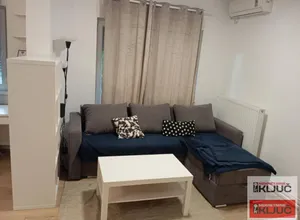 Izdavanje Stan - Novi Sad