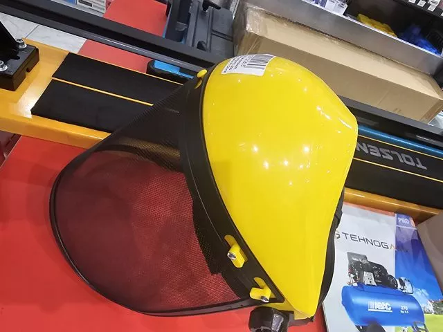 ZAŠTITNI VIZIR SA MREŽOM