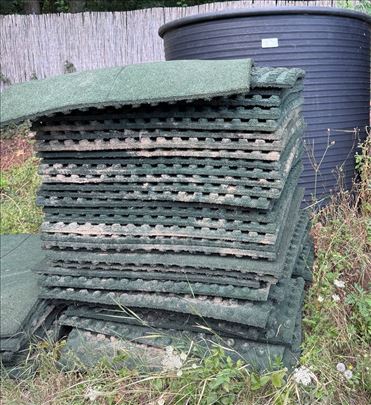 Antitraumatske gumene ploče 100 × 100 × 4 cm za de