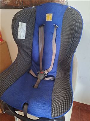 Prodajem ocuvano sediste