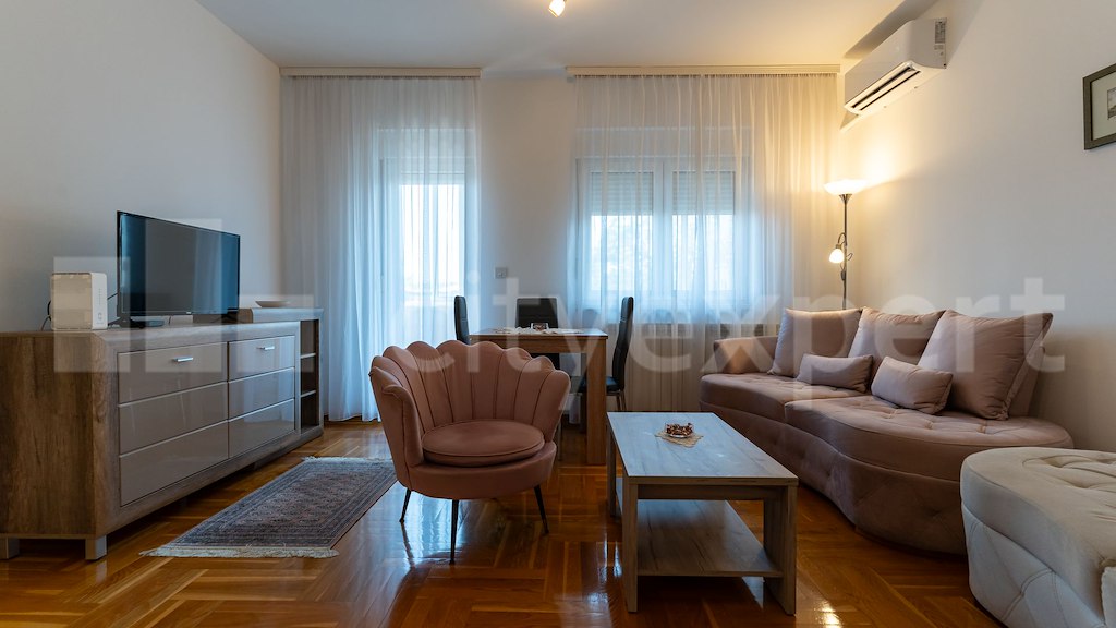 Stan za izdavanje BEZ PROVIZIJE: Dvosoban, 46m², Ruzveltova, Palilula - 700€