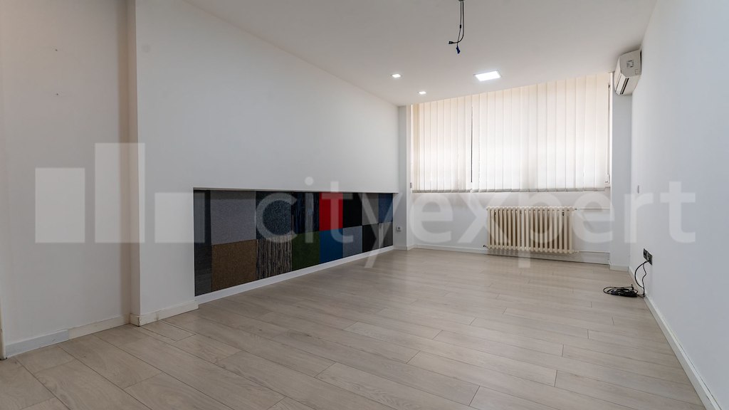 Poslovni prostor za izdavanje BEZ PROVIZIJE: Ostalo, 137m², Bulevar Arsenija Čarnojevića, Novi Beograd - 2000€